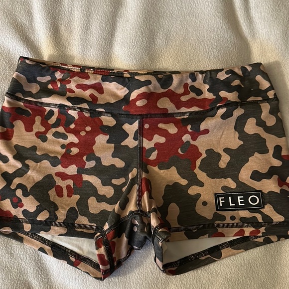 Fleo | Shorts | Fleo Originals Camo Size M | Poshmark